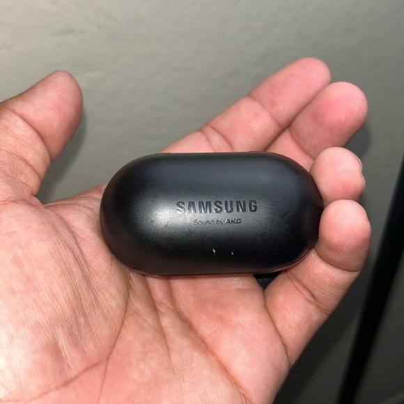 Samsung Headphones Samsung Akg Wireless Earbuds Poshmark